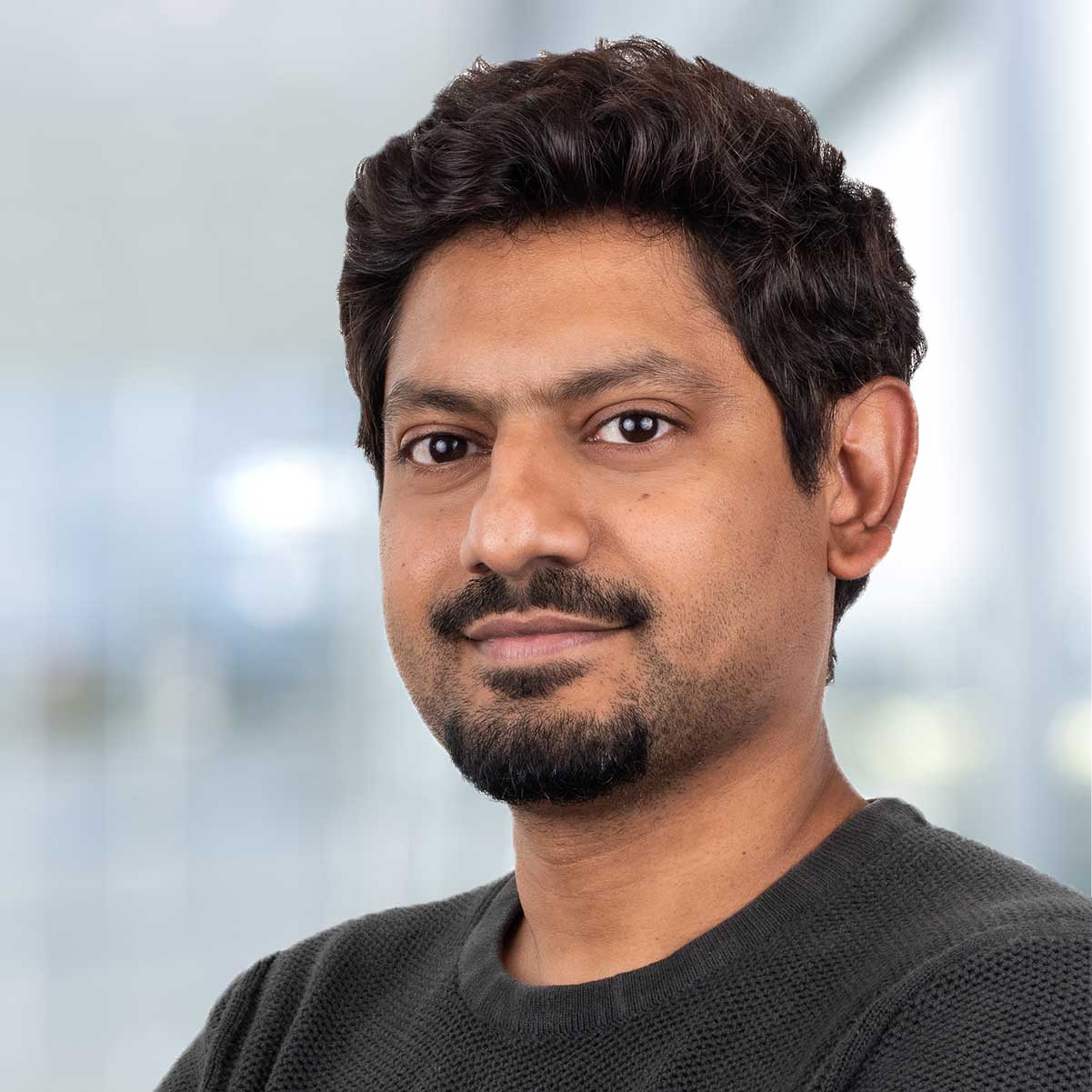 Team AlivaMab Discovery Services Superior Antibody Therapeutics